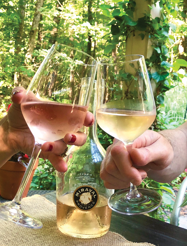 Rosé, The Sublime Pink Drink - Around Concord